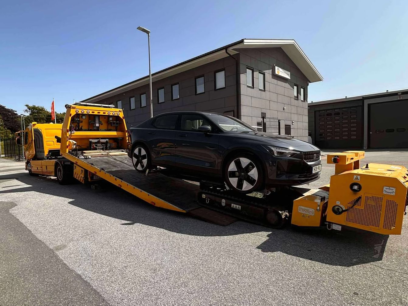 Tow track i Västra Götaland | Vägassistans 24H - Bärgnings-Niklas®